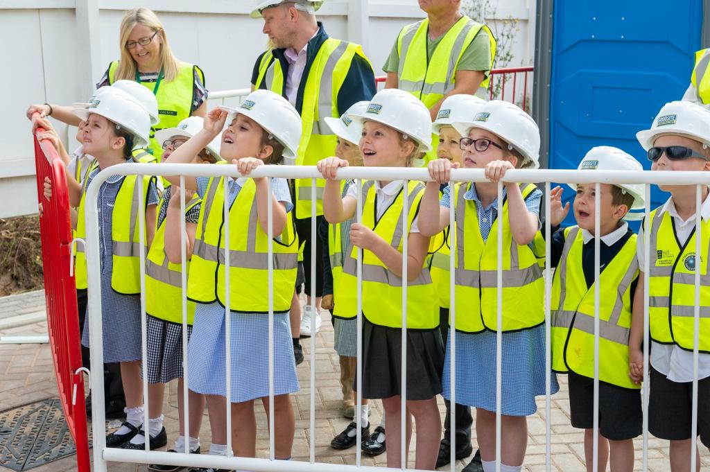 Local children visit us in Hull - Compendium Living