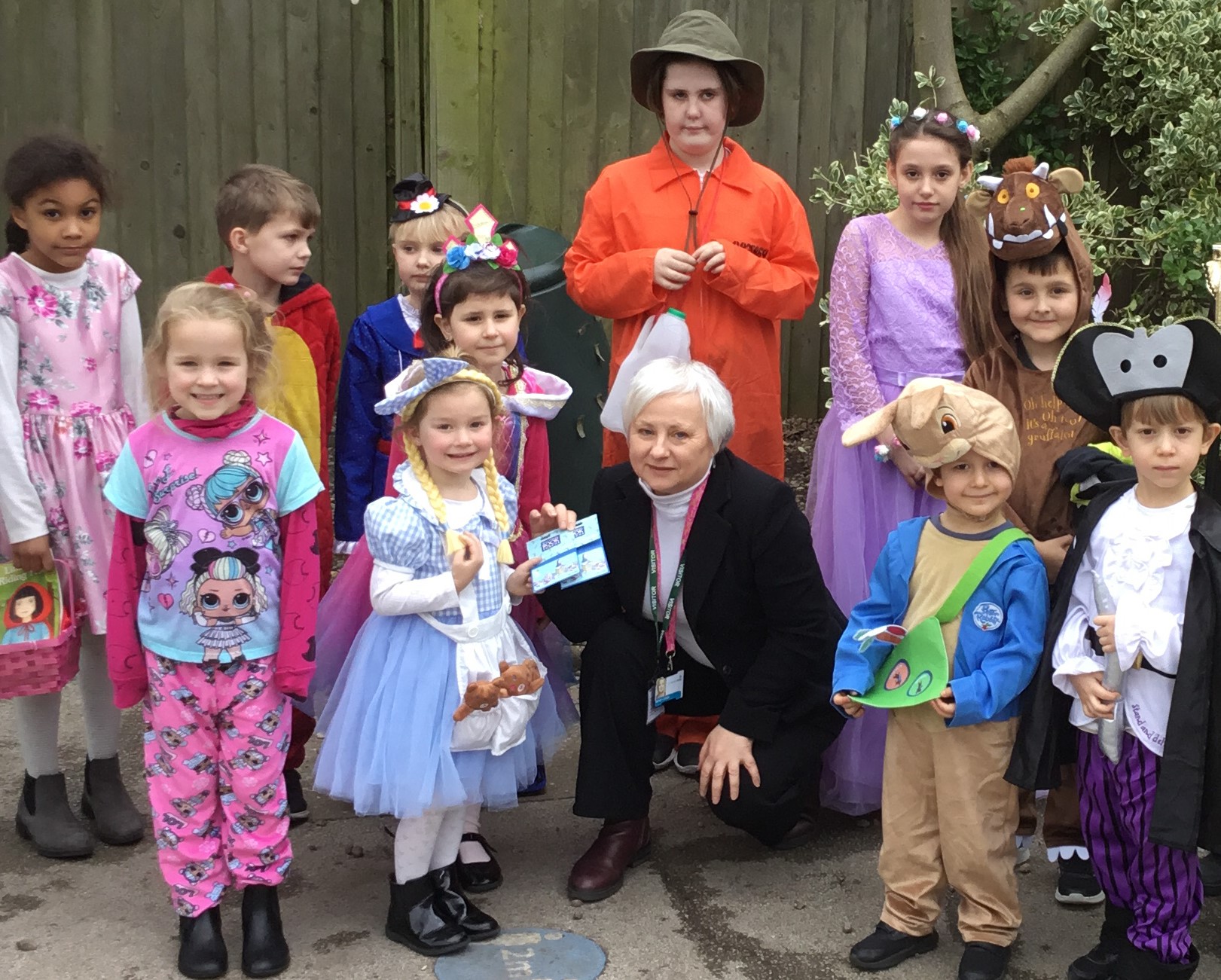 Book Tokens for Newark School - Compendium Living